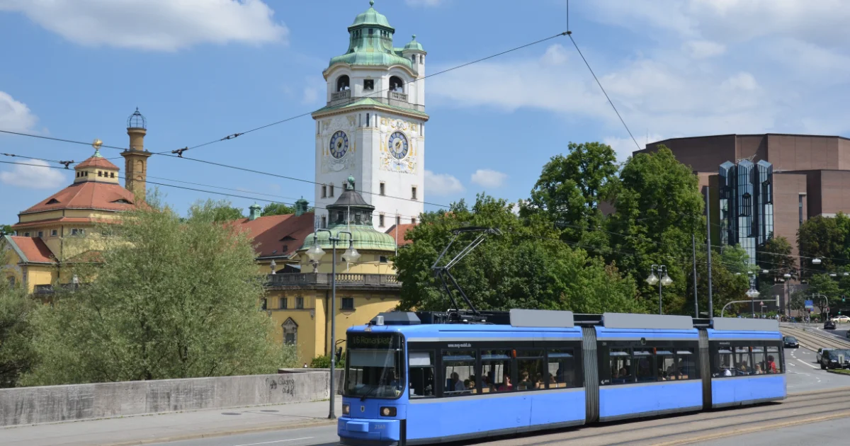 Tram 17/N17 wieder über Ludwigsbrücke | MVG