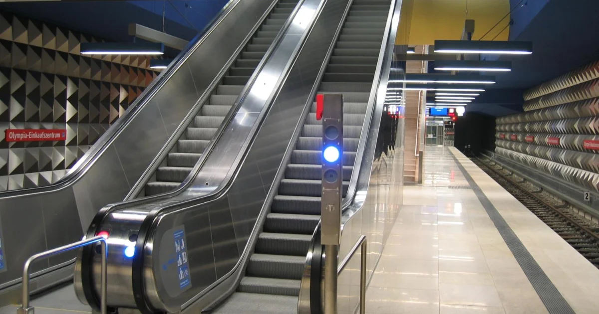 Rolltreppen & Aufzüge | MVG